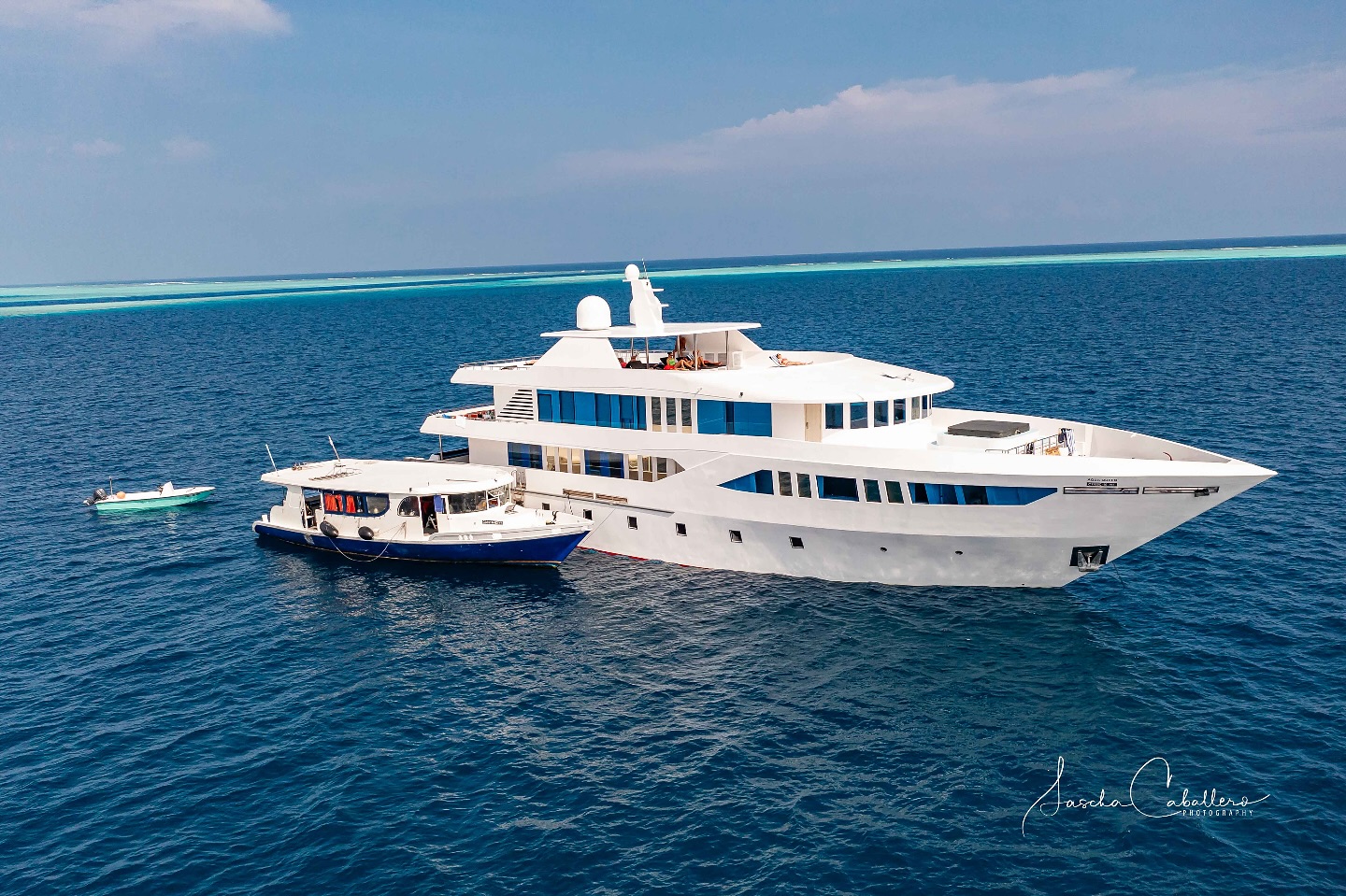Adventure Divers - Travel - Maldives Liveaboard Dive Trip